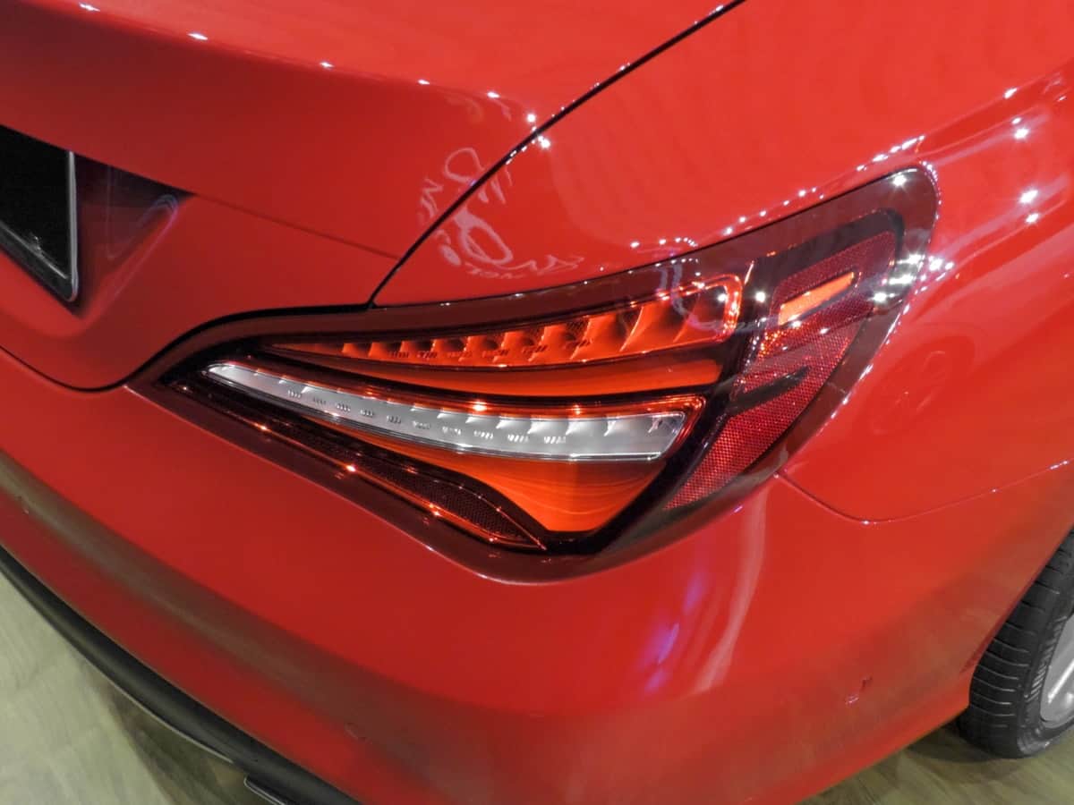 6 Pilihan Warna Cat Mobil Terbaik dan Cara Merawatnya